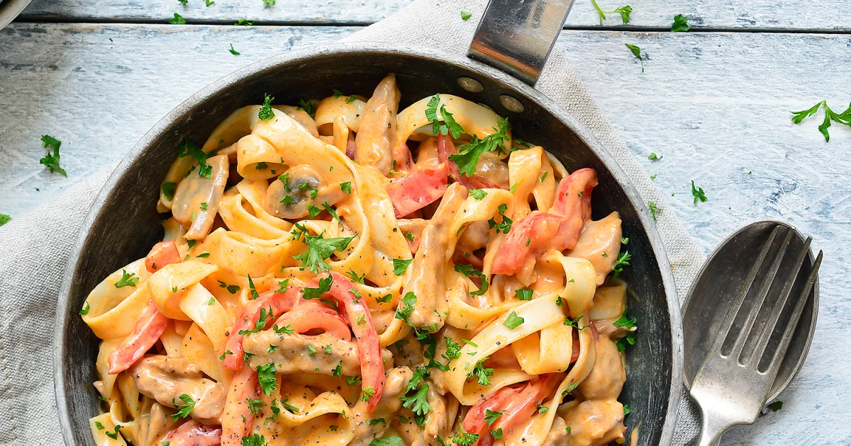 Pasta stroganoff - Recepten - njam!