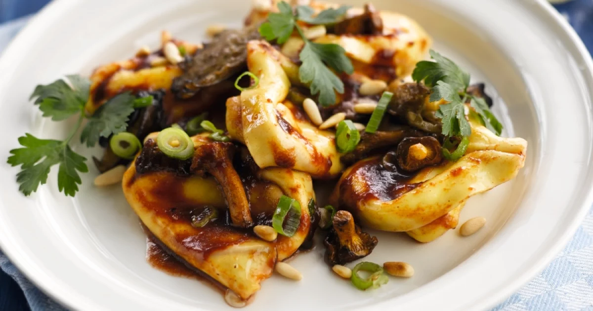 Tortellini met bosduif, pecorino en jus van balsamico - Recepten - njam!