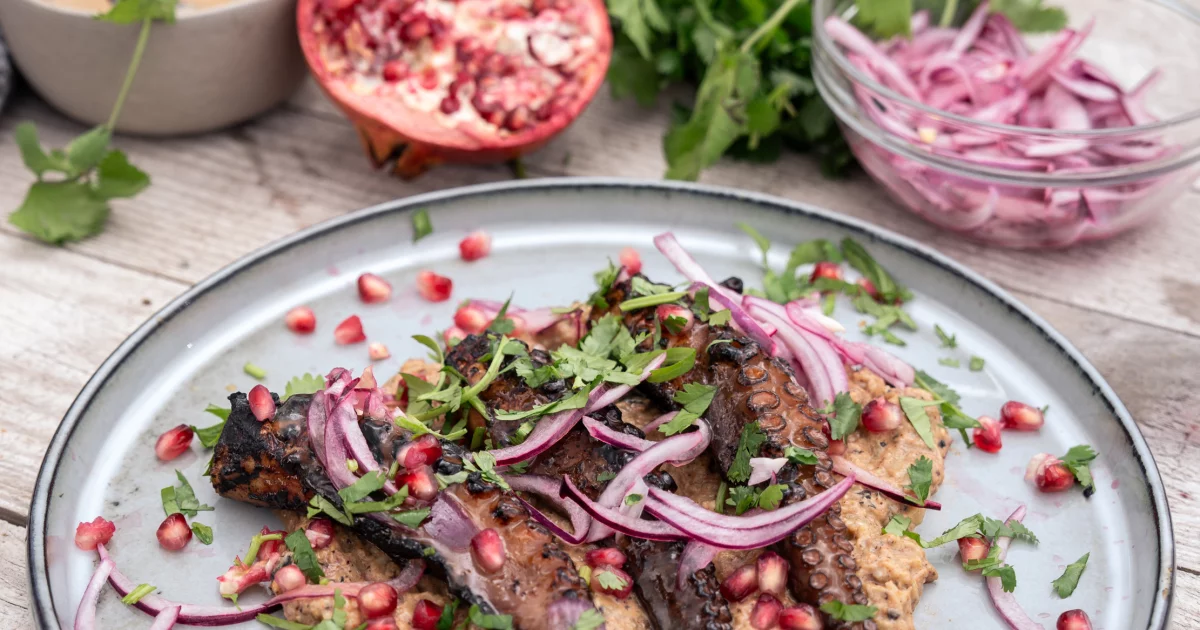 Octopus met baba ganoush - Recepten - njam!