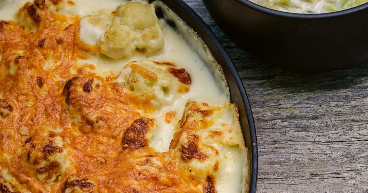 Bloemkool en prei in kaassaus - Recepten - njam!