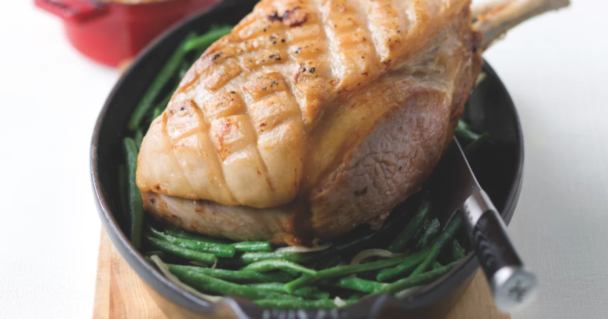 Varkenskroontje met picklessaus - Recepten - njam!