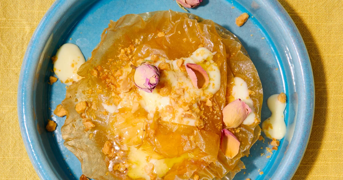 Jawhara, filodeeg met oranjebloesem en amandelvulling - Recepten - njam!