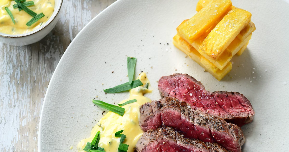 Steak béarnaise met pommes pont neuf - Recepten - njam!